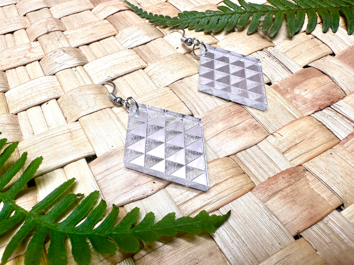 Niho Earrings– TroubleMaker.co.nz